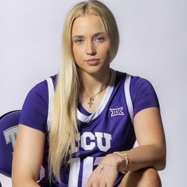 VIDEO: Hailey Van Lith Broke The Internet With Short Dress That Put Her ...