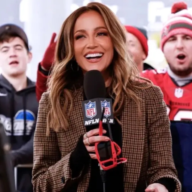 Kay Adams Sparks Frenzy With Jaw-Dropping Kentucky Derby Look Fans ...