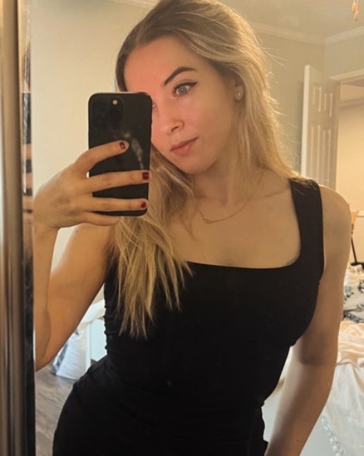 EmilyCC Says No Man Wants Her After 3 Years of Livestreaming but Her ...