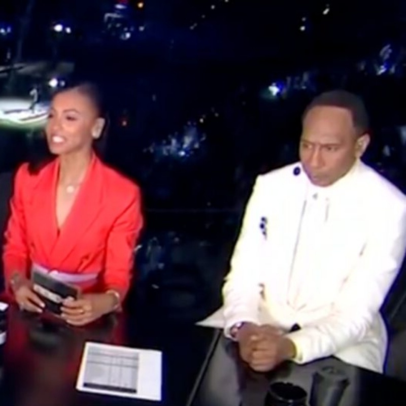 Fans Are Roasting ESPN After Brutal 19-Second Halftime Clip Goes Wildly ...