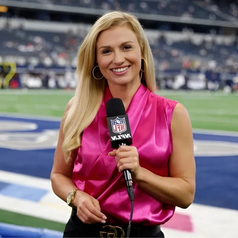 PHOTO: NFL Reporter Jane Slater Leaves Fans Gasping In Jaw-Dropping Two ...