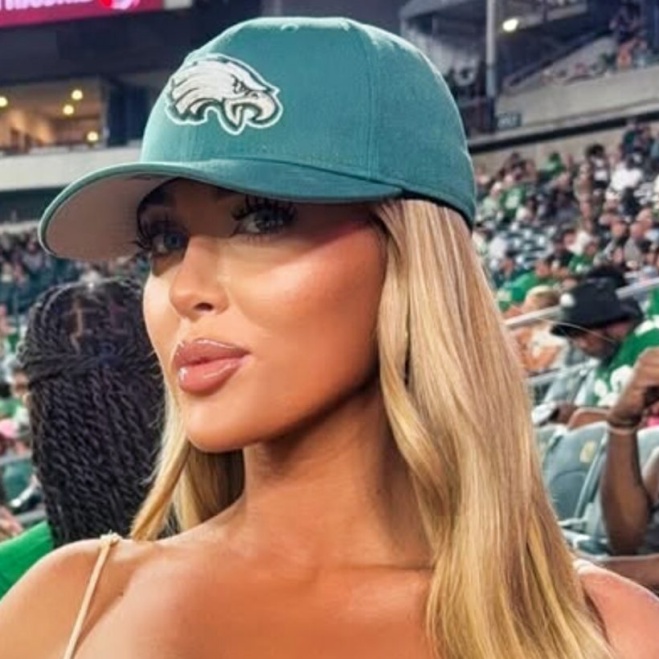 Everyone Was Saying The Same Thing About The Jaw-Dropping Female ...