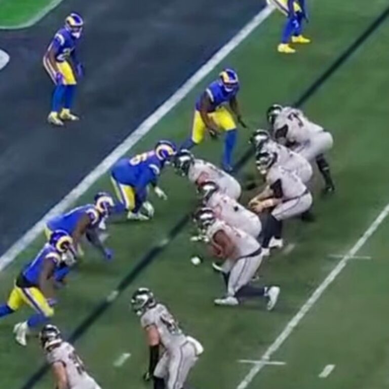 This Is The Craziest NFL Two-Point Conversion That Will Probably Never ...