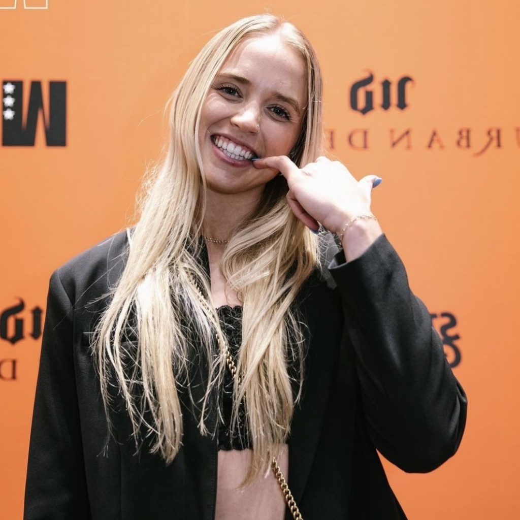 Chicago Sky Star Hailey Van Lith Stuns Fans With Revealing Low-Cut IG ...