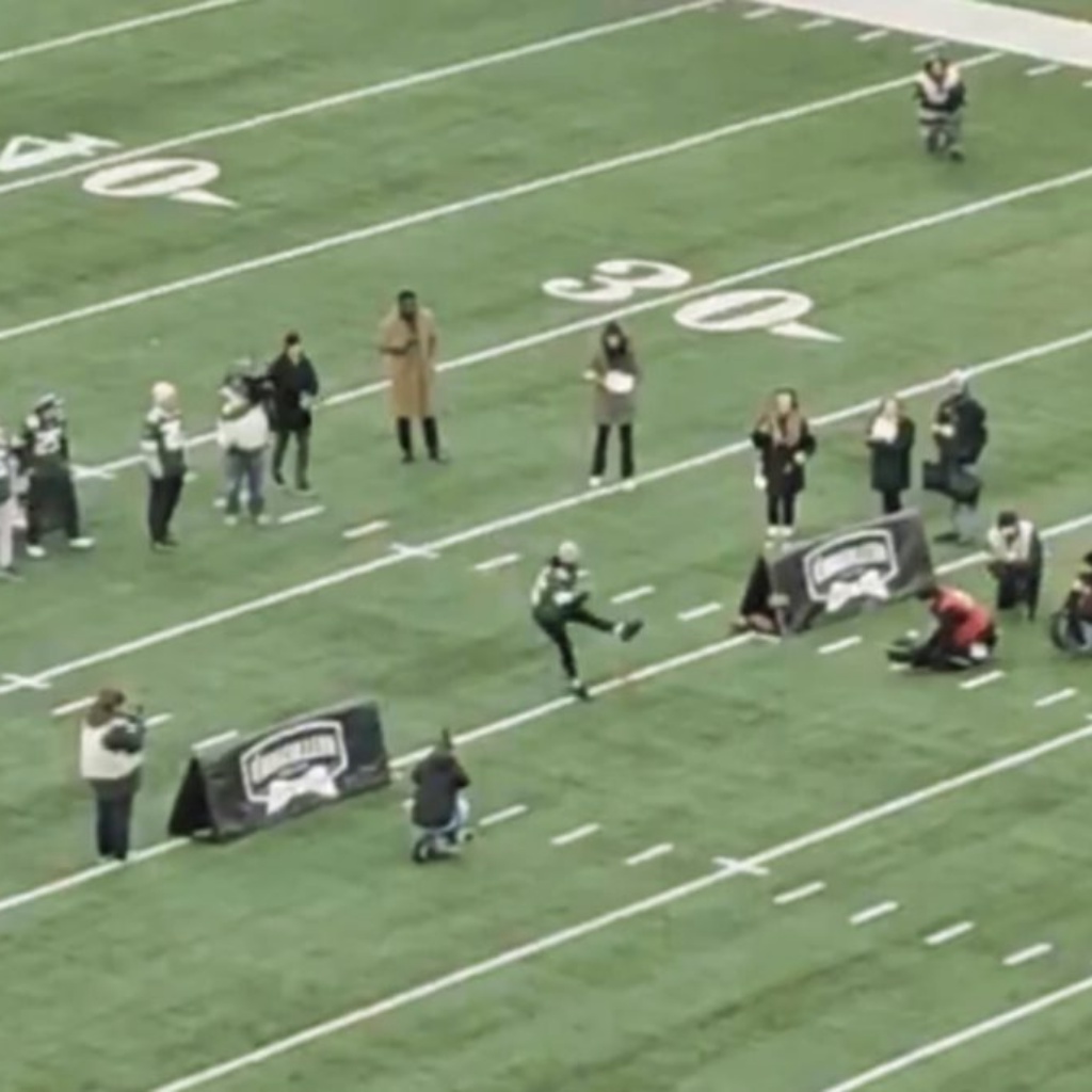 Female Superfan Who The New York Jets Tried To Screw Got Her Shot At ...